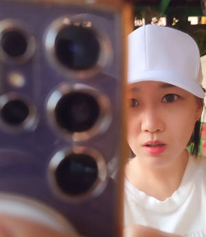 장윤정, 엉거주춤 MZ 셀카···그래도 '♥도경완'은 귀여워 할 거야 - OSEN