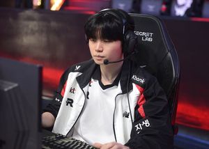 [LCK] ‘레전드 그룹 향한 의지’…KT, 디알엑스 꺾고 2R 7승 2패 - OSEN