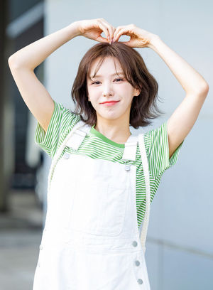 웬디, 경동시장에 나타난 명창 다람쥐…감동의 버스킹 (방판뮤직) - OSEN