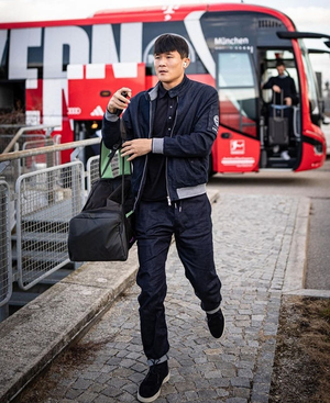 "KIM 측, PSG 단장과 만나" 김민재, 파리지앵으로 변신하나... 관건은 역시 '이적료' - OSEN