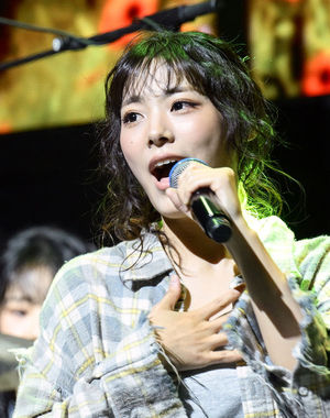 [사진]QWER 시연, '촉촉한 눈빛' - OSEN