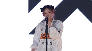 YG 4인조 새 걸그룹 연습생 이벨리, 15세 소녀 베일 벗는다 - OSEN