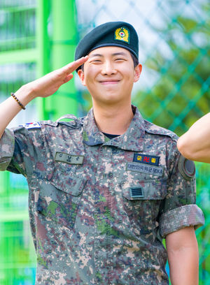 [사진]BTS RM,'행복한 미소' - OSEN