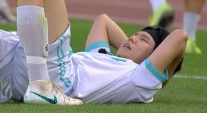 정승환, 경기중 탈진에 쓰러졌다..안정환도 멘붕(뭉찬4) - OSEN