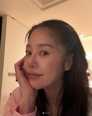 고현정, 자비없는 얼굴 공격..세상 가장 사랑스런 54세 - OSEN