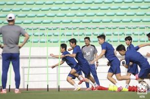 '새얼굴 대거 합류' U-22 이민성호, 亞컵 예선 대비 나선다... 30일 경주서 소집 훈련 - OSEN