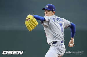 "가장 실망시킨 투수" 165km 퍼펙트맨은 왜 사라졌나...日매체 "NPB 시절 규정 이닝 못한게 이유" - OSEN