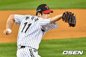 ‘1위 복귀’ LG, 드디어 완전체 전력...38억 좌완 불펜+124억 KS MVP, 1군 돌아온다 - OSEN