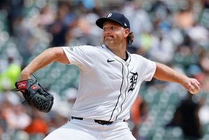 "한국에 감사하다" 재계약 실패로 떠났는데…1379일 만에 ML 승리 감격, 전직 LG맨 '반전의 비밀' - OSEN