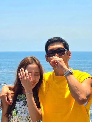 god 박준형, 14세 연하 아내와 결혼 10주년…붕어빵 딸도 함 - OSEN