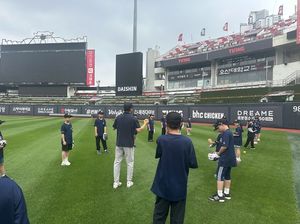 KBO, ‘2025 키즈클럽 티볼 원데이 클래스’ 개최 - OSEN