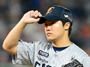 충분히 잘 쉬었고, 2군 기록도 좋은데…한화는 왜 156km 신인을 1군에 올리지 않을까 - OSEN