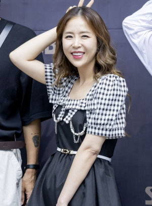 “이미 상견례 마쳤다?” '문원♥' 신지 소속사, 사실 관계 바로 잡는다.."정식NO" - OSEN