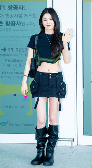 [사진]한소희,'살아있는 바비인형' - OSEN