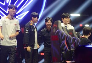[MSI] ‘역시 국제 무대의’ T1, 풀세트 명승부 끝에 中 AL 꺾고 3년 만에 결승행…사상 첫 LCK 결승 성사(종합) - OSEN