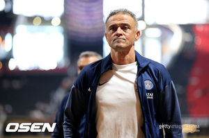 음바페, 듣고 있나? PSG 감독의 선언, "슈퍼스타보다는 11명이 한 팀이 중요" - OSEN