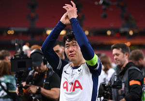 "33살 SON 없이 팀 꾸린다" 토트넘 前 스카우트 폭로..."프랭크 감독, 손흥민과 작별 준비 마쳤어" 계획 밝혔다 - OSEN