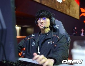 [EWC] ‘바이퍼+피넛 스틸쇼’ 한화생명, 뒷심 발휘하며 8강 1-1 원점 - OSEN