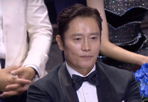 '수상 빈손' 이병헌은 왜 불렀나..'오겜' 오프닝만 이용당한 대배우? [청룡어워즈] - OSEN