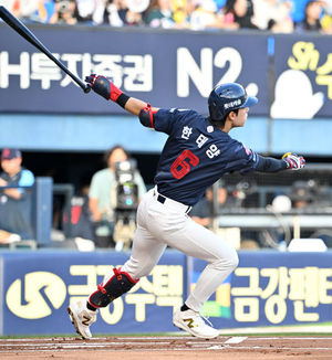 [사진]한태양,'시작부터 시원한 장타' - OSEN