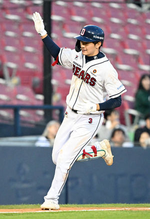 군대에서 15kg 증량한 1차지명 유격수, 1루수로 깜짝 복귀? “좋은 선수는 어떻게든 활용” - OSEN