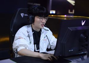 [LCK] ‘파괴전차’ 한화생명, ‘서머의’ KT 2-0 꺾고 3R 첫 승 - OSEN