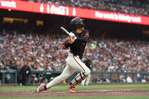 이정후, 2루타 포함 3안타 폭발! 타점도 더했지만…팀은 2연패 수렁 [SF 리뷰] - OSEN