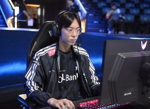 [LCK] ‘고마워요 DNF’…디알엑스, DNF 제물 삼아 2연패 끊고 라이즈 그룹 첫 승 - OSEN