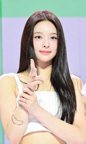 [사진]앳하트 나현,'스타벅스가 반한 미모' - OSEN