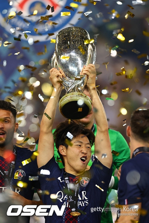 이강인 '황금 왼발'에 EPL 복수 구단 매료! '러브콜 쇄도'... "LEE, 좋은 제안 오면 떠날 수도" - OSEN