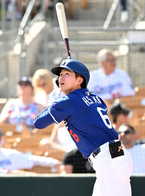 좌익수 테스트한다고 하더니…유격수로 나선 김혜성, 재활 경기 2G 연속 안타 '164km 총알타' - OSEN