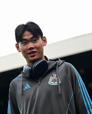뉴캐슬 박승수, EPL 韓 최연소 데뷔는 '또' 다음 기회로... 리버풀전 명단 제외→팀은 2-3 패배 - OSEN