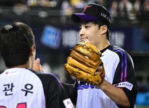 [사진]임찬규, '5회까지 3실점' - OSEN