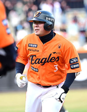 '타율 .408-OPS 1.188' 2군에선 더 보여줄 게 없는데…답답한 한화 타선, 결국 마지막 퍼즐 안치홍인가 - OSEN