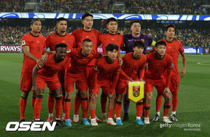 일본의 공동 WC 유혹에 흔들리는 中, "우리 열면 월드컵 갈 수 있는거야?" - OSEN