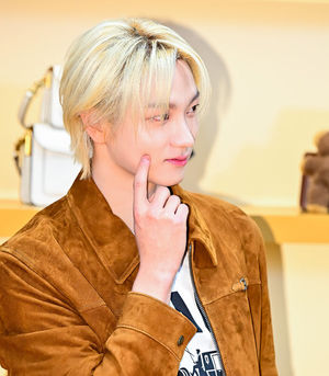 [사진]보이넥스트도어 성호, 볼콕 귀엽게 - OSEN