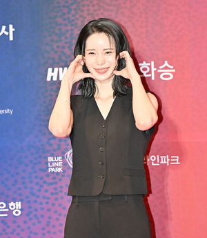 [사진] 포토 타임 갖는 임지연, 볼하트 - OSEN