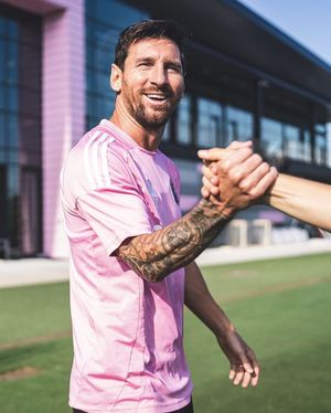 SON 난 여기서 은퇴할게! 'GOAT' 메시의 마지막 다가온다..."인터 마이애미와 다년 재계약 임박" MLS서 은퇴 유력 - OSEN