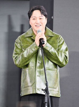 [사진] 김대명, BIFF 팬들 반갑습니다. - OSEN