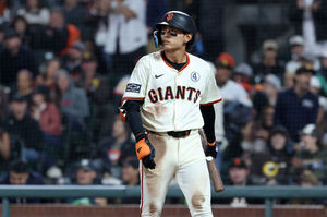 '삼진-땅볼-삼진' 차갑게 식어버린 이정후, 4G 연속 안타 행진 불발 [SF 리뷰] - OSEN