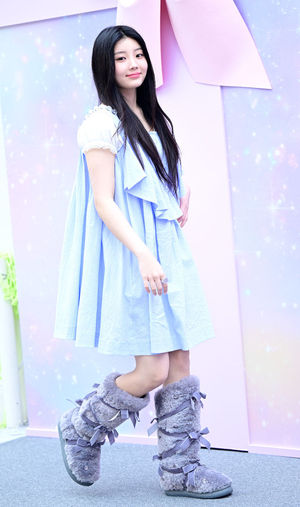 [사진]아일릿 원희, '선물 같은 등장' - OSEN