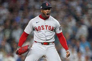 ‘양키스에 대굴욕 안겼다’ 37년산 쿠바산 미사일 163km 쾅! 美탄식 “ML 가을야구 최초 9회말 무사 만루 무득점” - OSEN