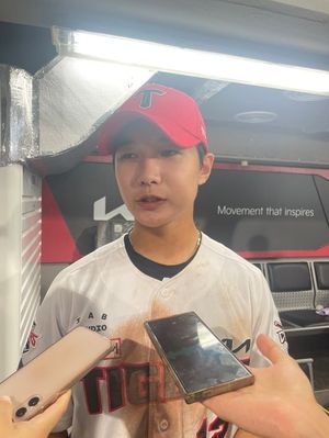 대체 안타를 몇 개나 지운거야...GG 수비왕도 19살 이적 루키 인정했다 "나 어릴 때 보는 것 같다. 마음에 든다" - OSEN