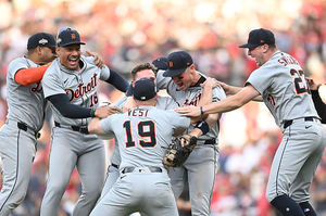 역대급 'DTD' 쓸 뻔 했는데…PS 막차로 기사회생하더니, ML 최초 반전 드라마 썼다 - OSEN