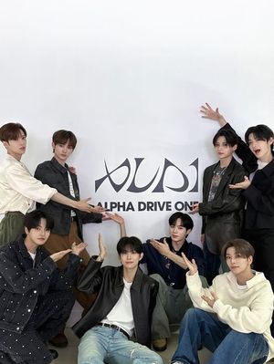 알파드라이브원, 탄생 일주일만 ‘100만’ 팔로워 돌파..초대형 신인 저력 - OSEN