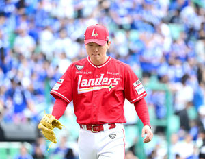 [사진]준PO 2차전 1회 3K로 출발하는 SSG 선발 김건우 - OSEN