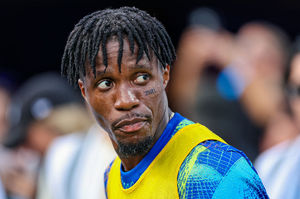 "나보고 미쳤냐고 했지?" 프랑스 국대 달고 저격→"역겹고 끔찍하다" 분노 폭발...PL 前 동료들, '공개 불화' 터졌다 - OSEN