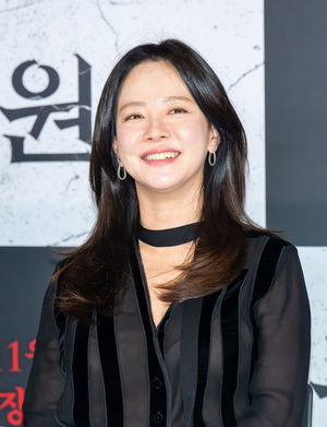 송지효 대표작 '런닝맨' 바꿀 '구원자', 저시력 돋보기 쓴 처절함 "장르물 어렵지 않아" (종합)[Oh!쎈 현장] - OSEN