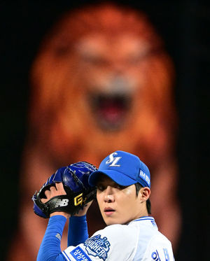 문현빈 한 방에 무너진 원태인, 김영웅 한 방에 웃었다 [PO4] - OSEN