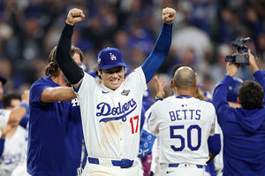 ML 역사에 전무후무 대기록…'9출루' 실화? 공포의 오타니, MVP 동료도 인정했다 - OSEN